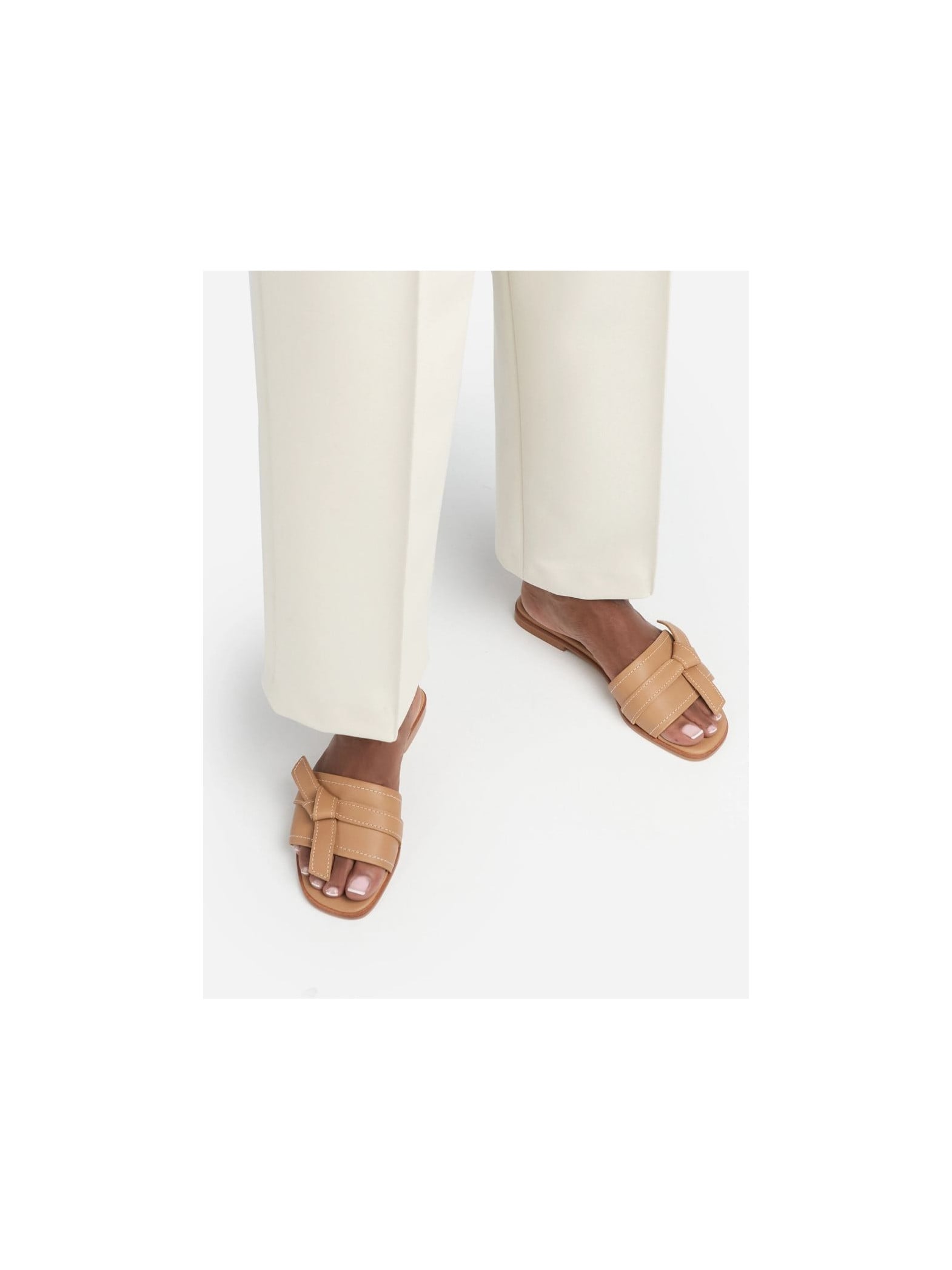 FLATTERED SANDAL MY COGNAC LEATHER